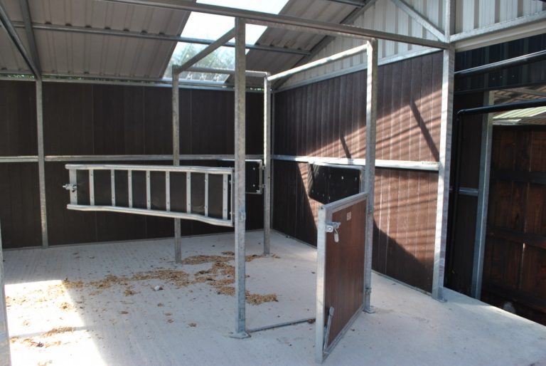 Horse Stocks | Allenweld - Quality Equine and Agri Products